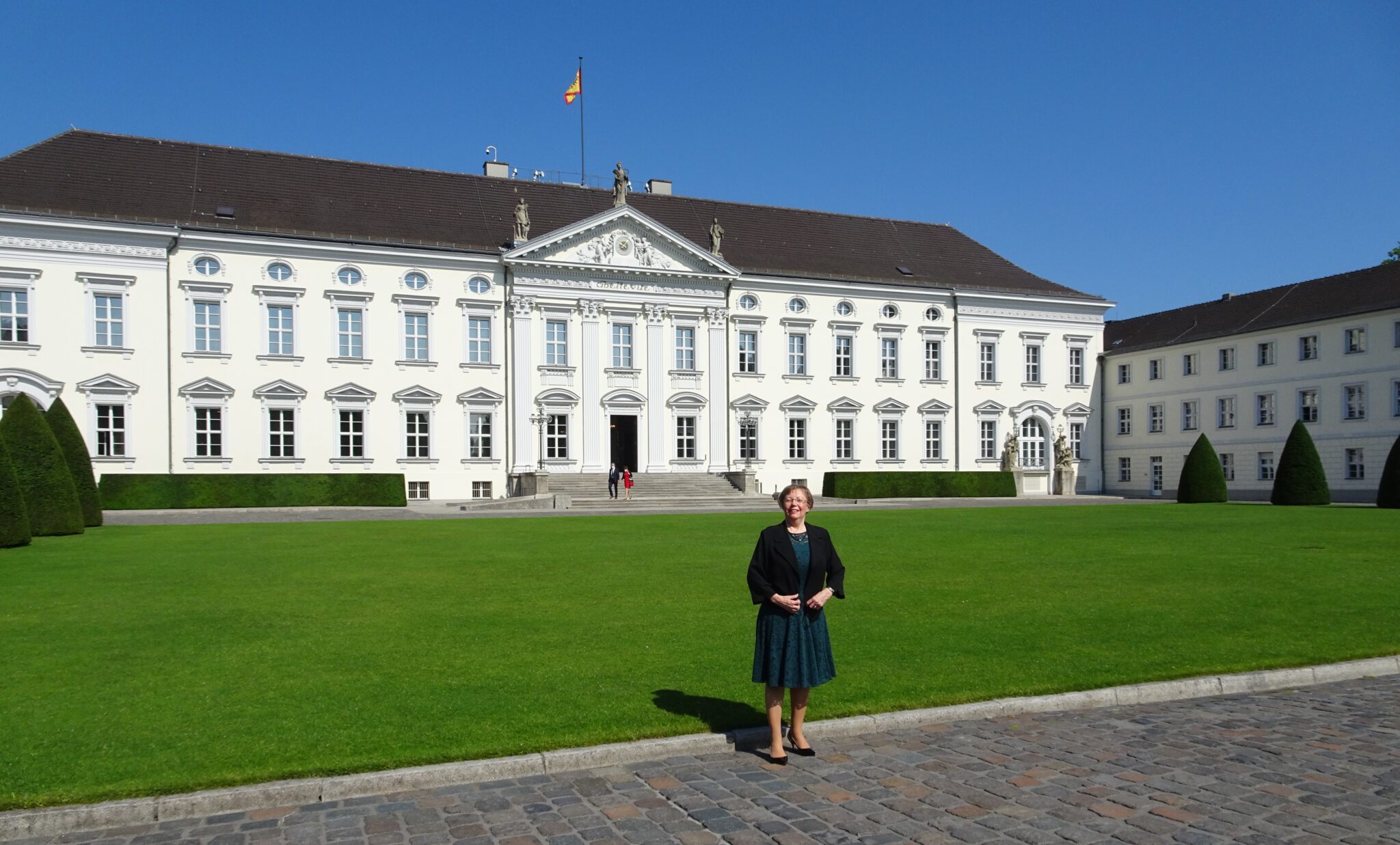 Juliane Diller erhält Bundesverdienstkreuz — Panguana